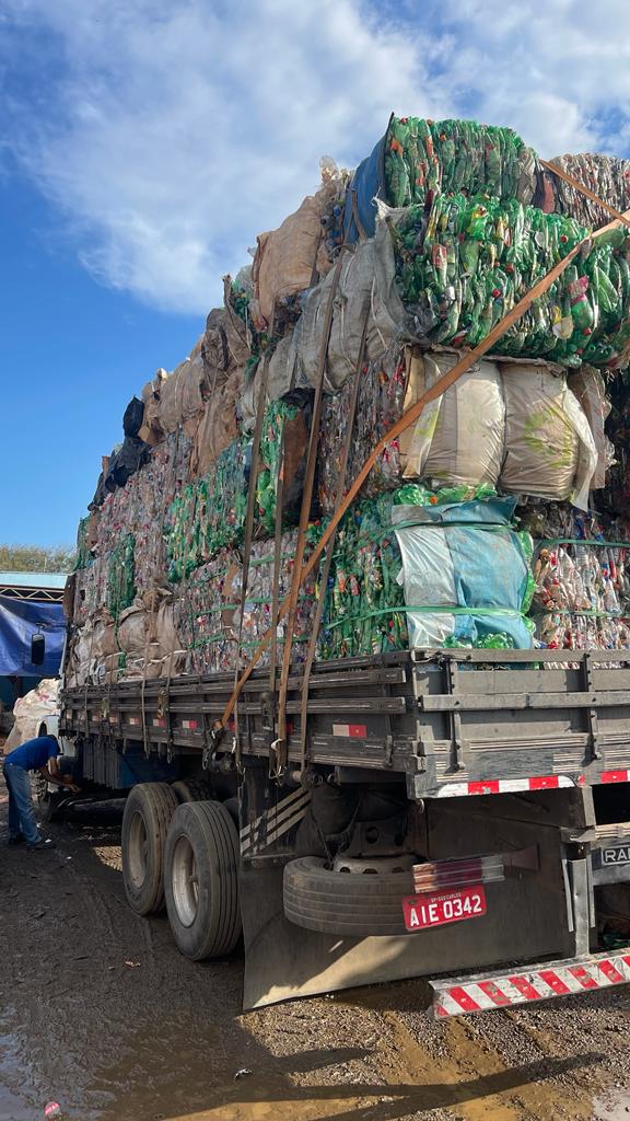 Compra e Venda de Plásticos em Geral | LM Plastic