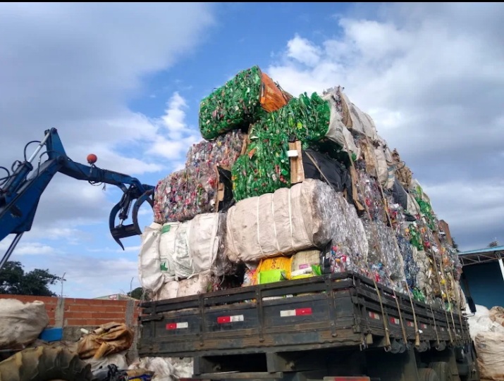 Compra e Venda de Plásticos em Geral | LM Plastic